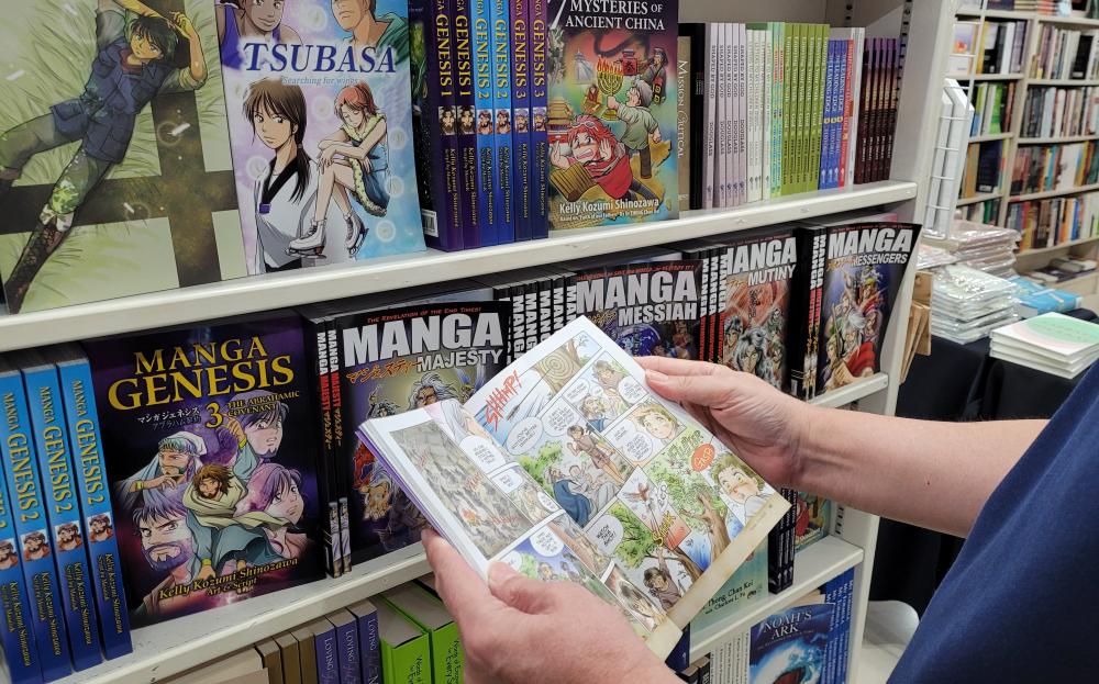 Christian Manga Books - Christian Manga | Cru Media Ministry