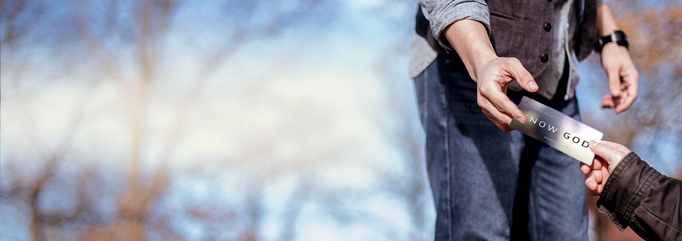 Tracts-Give Thanks, 25/Pack | Cru Media Ministry